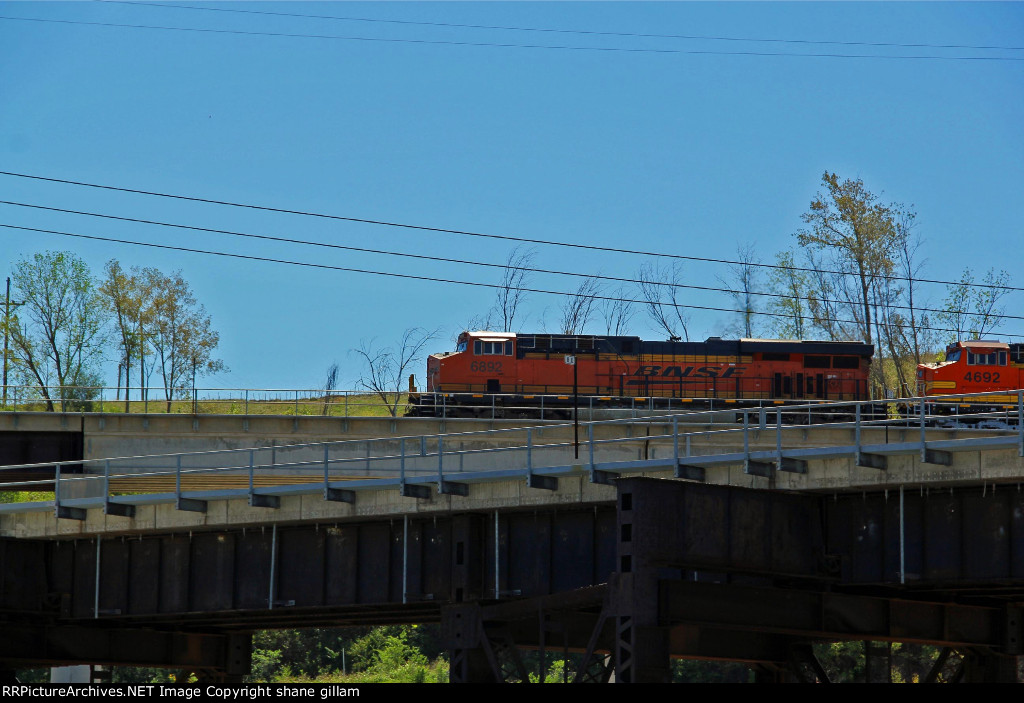 BNSF 6892 and sister's take a EB stack on the transcon.